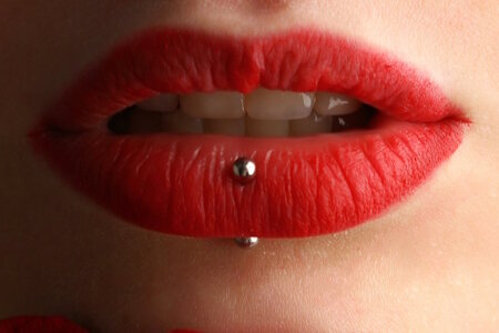 Lippenpiercing | Piercing Schmuck Labret + Ringe | Arten, Info